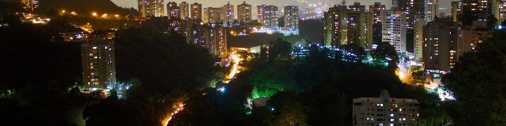 Caracas showing a city and night scenes