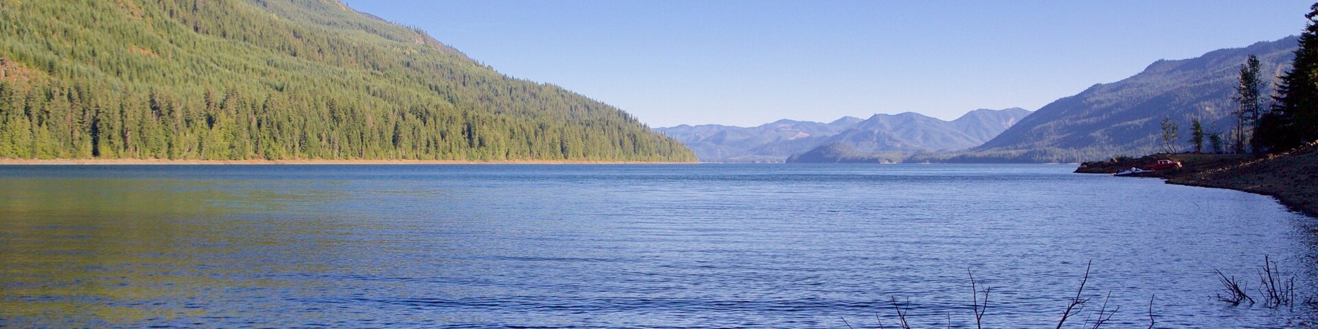 Central Washington showing a river or creek