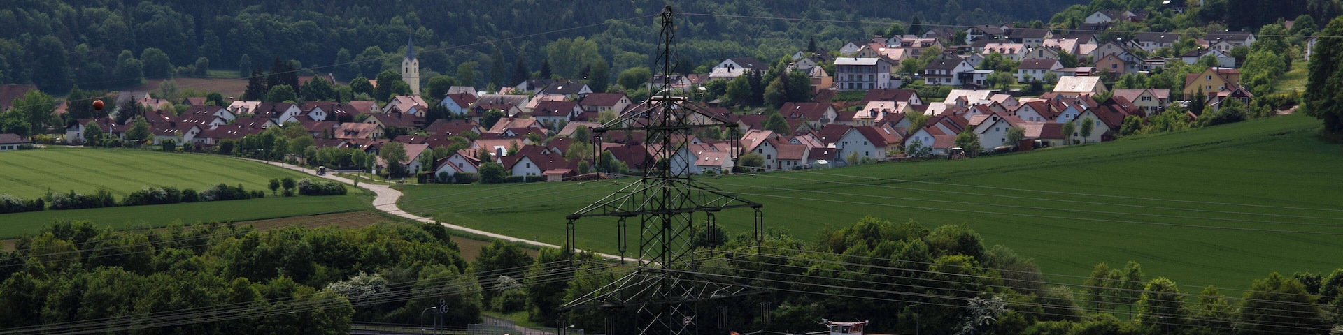 Blick auf den Dietfurter Ortsteil Töging, von Norden