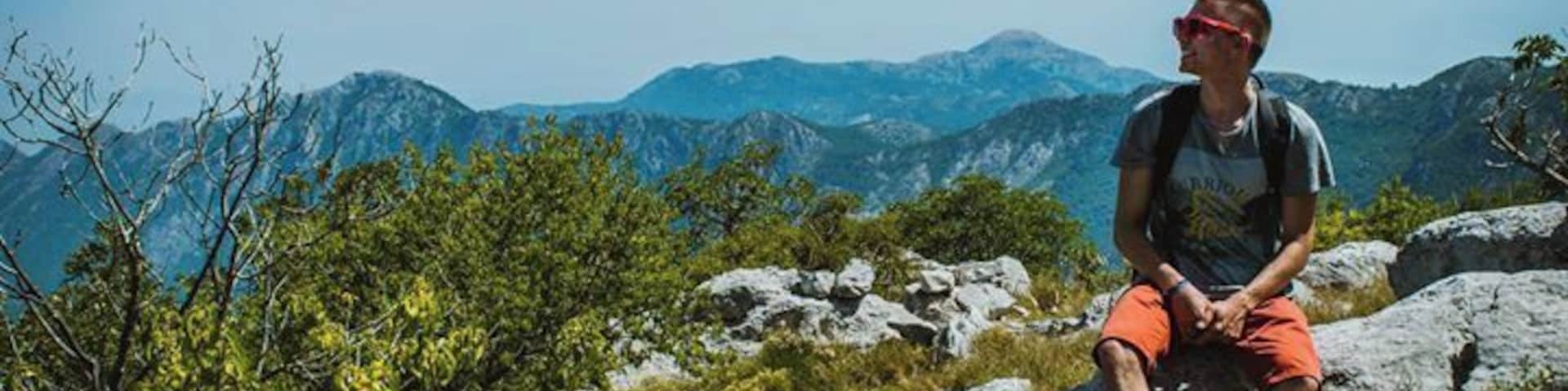 Picknick place with a vieuw ;)
Did a Brendan like pic this summer in montenegro (not knewing who he was) 
Did found brendan van son YT account due to Thomas Heaton ;)
#BVStrove #BVStrover #summer #montenegro #mountains