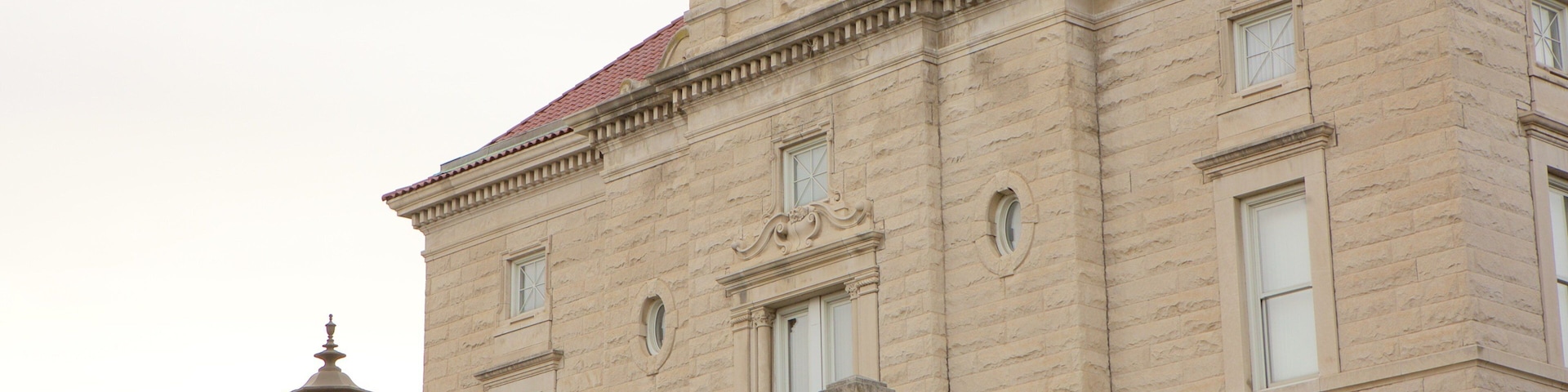 Harrisonburg which includes heritage elements and an administrative buidling