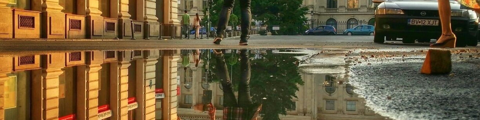 The area all around the Bucharest University Library is full of pubs, cafes and restaurants. Great to hang out and people watch.