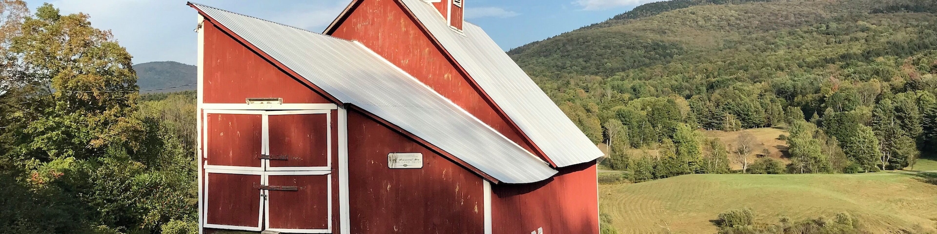 Loved all the barns in Vermont! This was the Grand View Farm along Stowe Hollow Road.