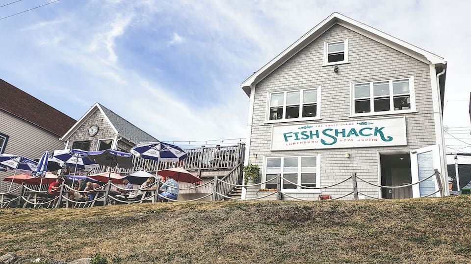 After seeing a post card of Lunenburg, I had to take a stop in to see. This quiet little fishing community is just adorable and full of colour. There are loads of small shops to explore, great places to eat, and a photographer's dream.