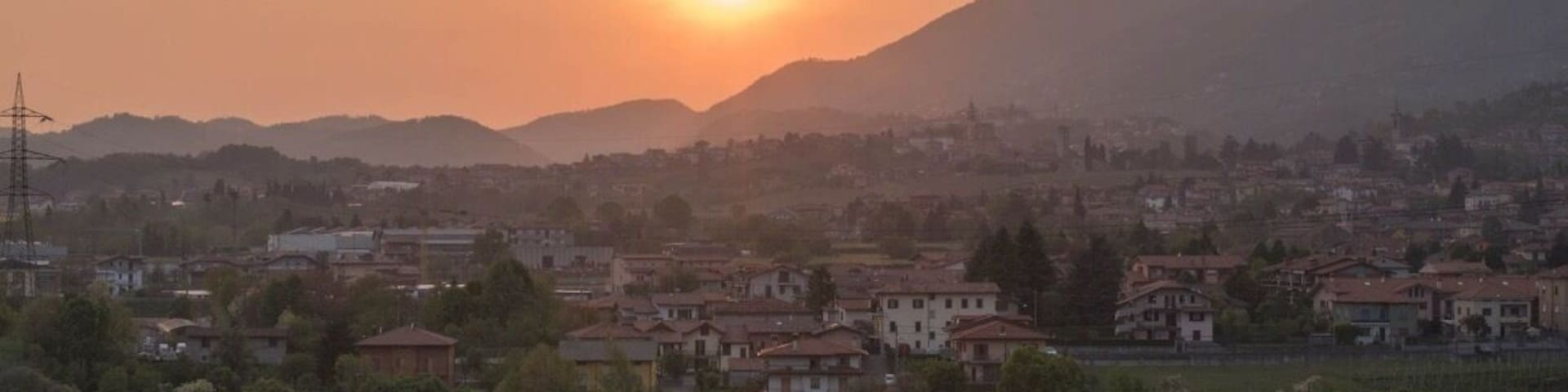 Beautiful sunset, taken from my Aunts balcony #Sunset #goldenhour #VillaD'Alme #peaceful #landscape #italy #nikon