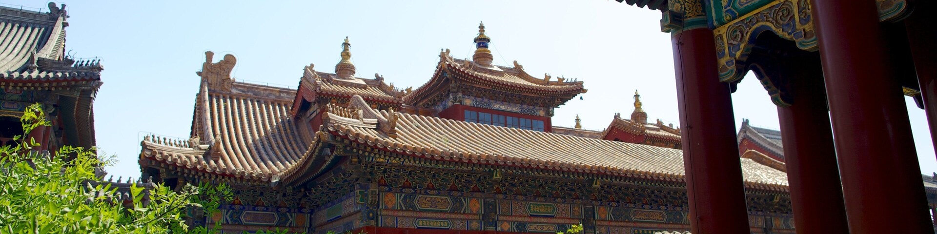 Lama Temple featuring a temple or place of worship and religious aspects