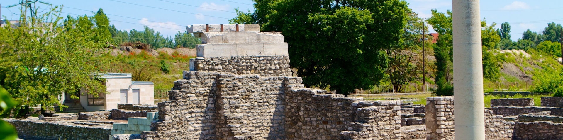 Aquincum showing a ruin