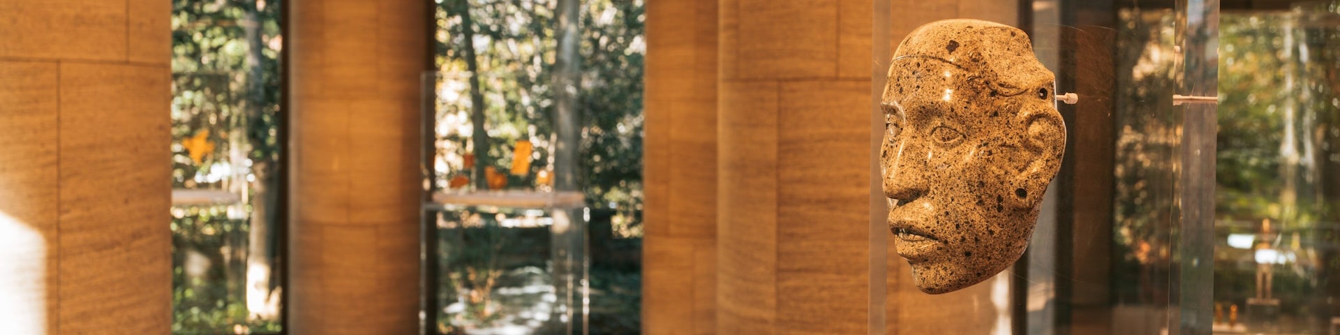 Dumbarton Oaks featuring art