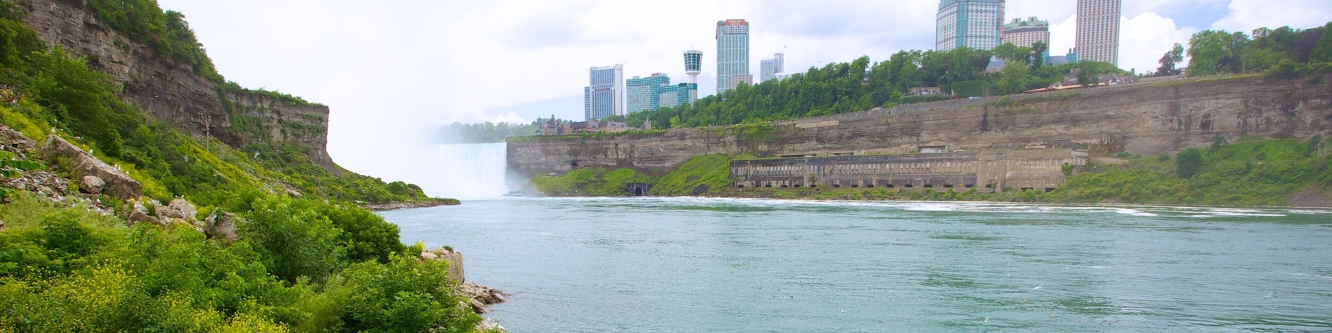 Cave of the Winds which includes landscape views, a city and bird life