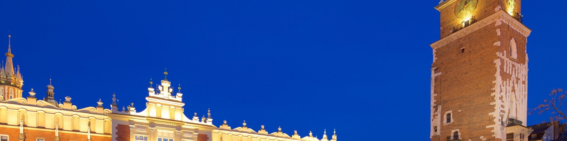 Town Hall Tower caracterizando elementos de patrimônio e cenas noturnas