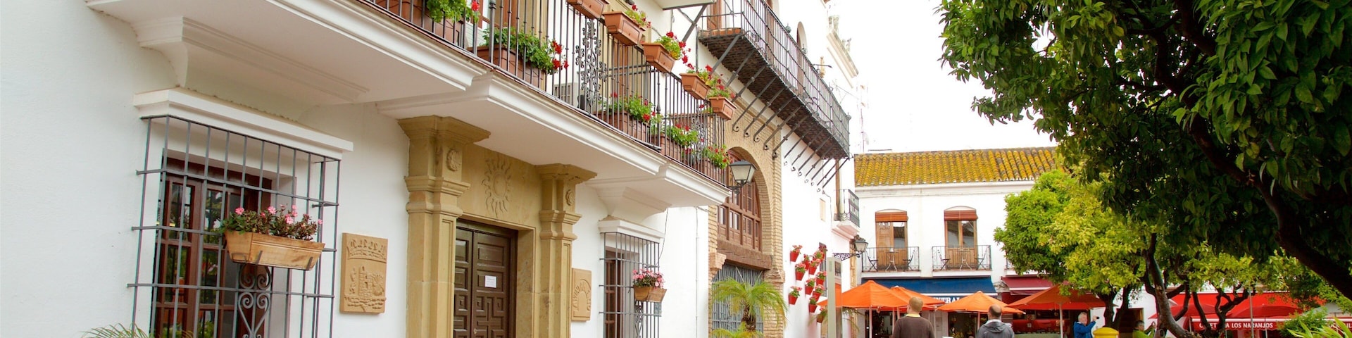 Praça Orange caracterizando cenas de rua