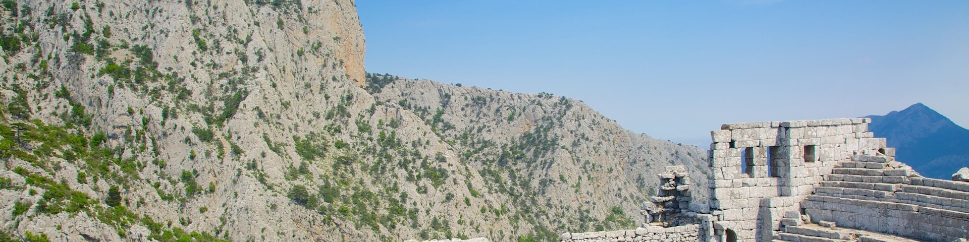 Termessos mostrando ruínas de edifício