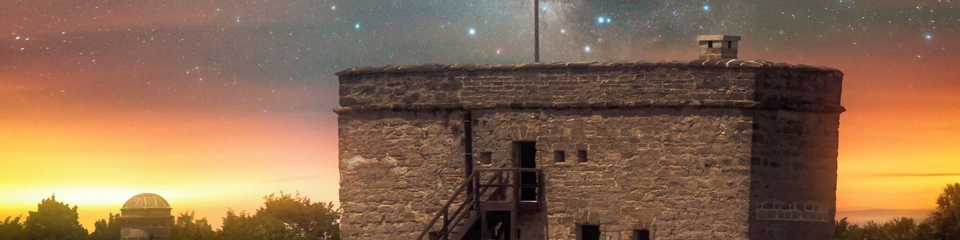 If a photo of the Milky Way over an old colonial Spanish fort, built during the era of tall ships on the high seas, doesn’t get your imagination in high gear, I don’t know what will. Most people only visit the larger Castillo de San Marco while in St. Augustine and don’t even know about Fort Matanzas. Their loss... this fort is usually less crowded AND has a free ferry ride across the river. #adventure #space #astronomy #milkyway