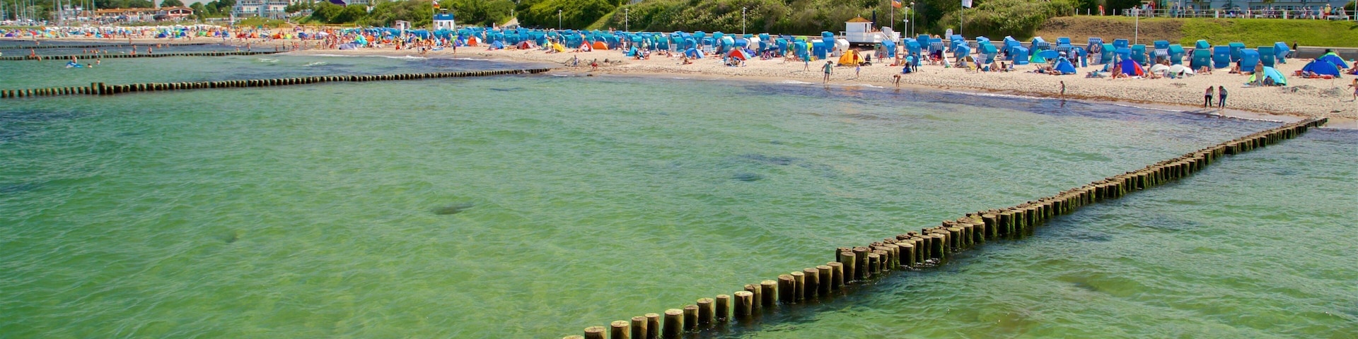 Kuehlungsborn Beach showing general coastal views, a coastal town and a sandy beach