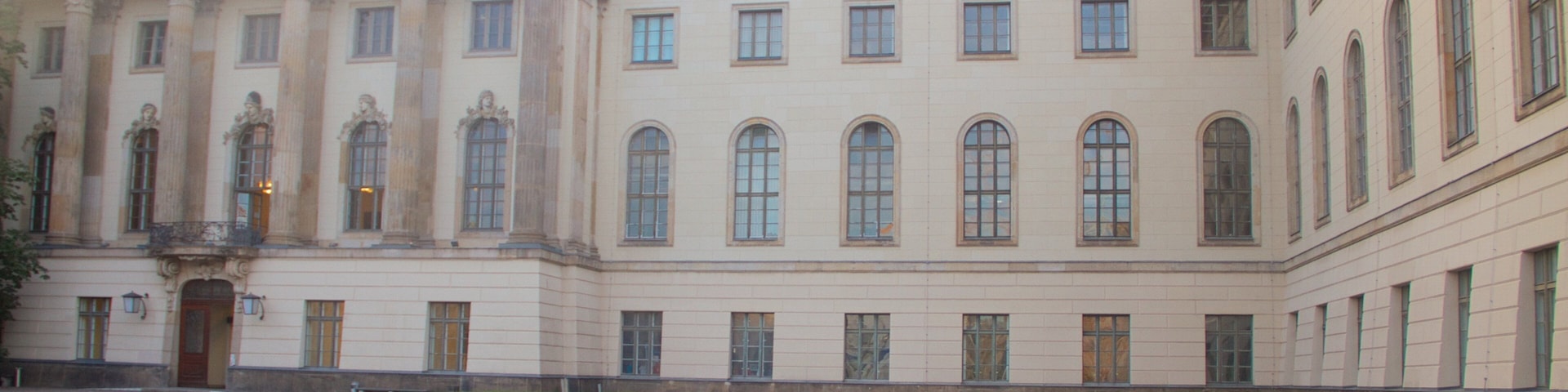 Universidade de Humboldt caracterizando elementos de patrimônio e arquitetura de patrimônio