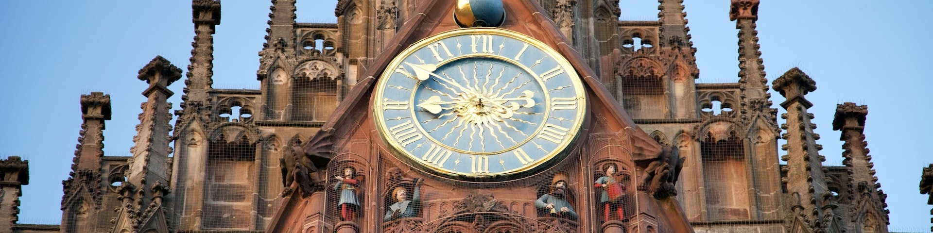 Frauenkirche featuring heritage elements