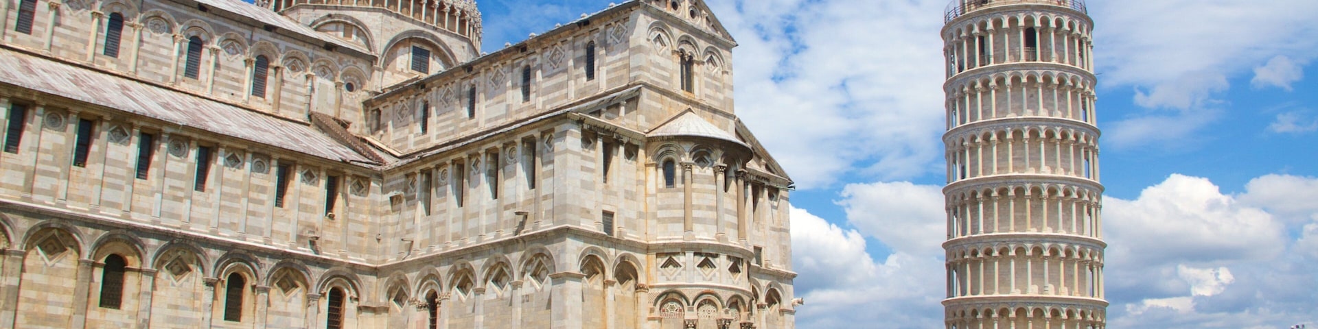 Pisa mostrando elementos de patrimônio, um monumento e arquitetura de patrimônio