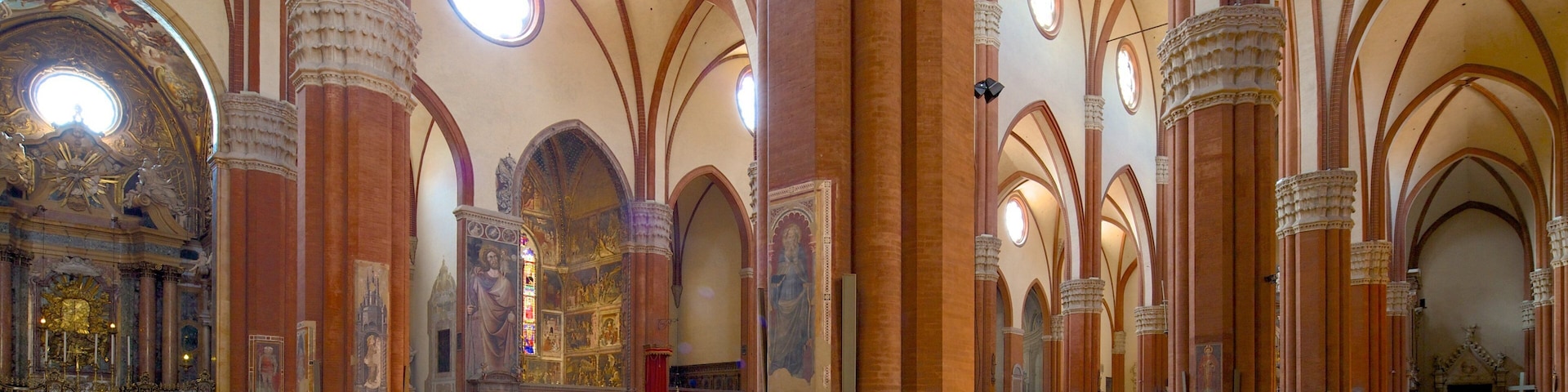 Basilica of San Petronio showing a church or cathedral, religious aspects and interior views