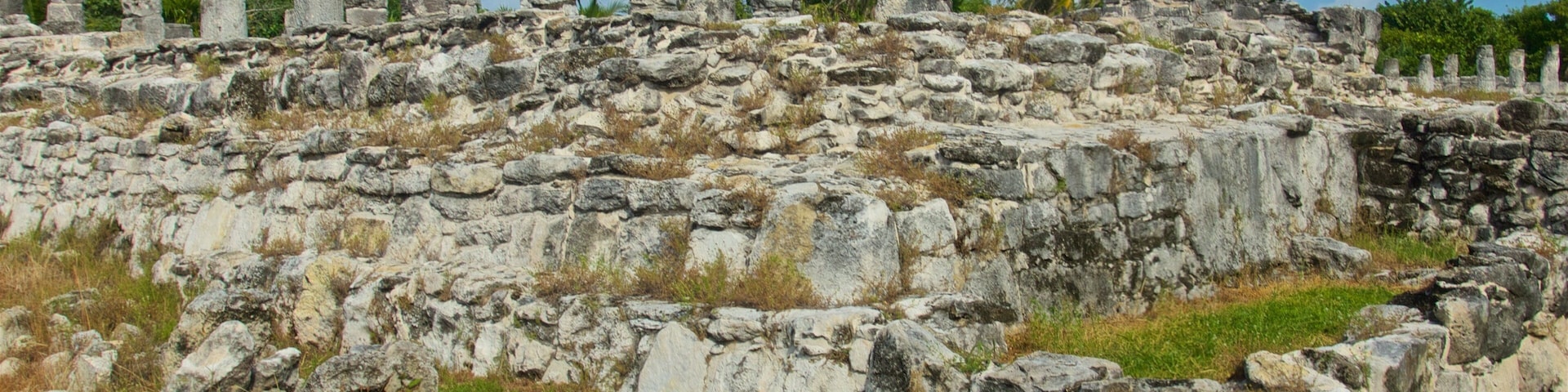 El Rey Ruins featuring a ruin