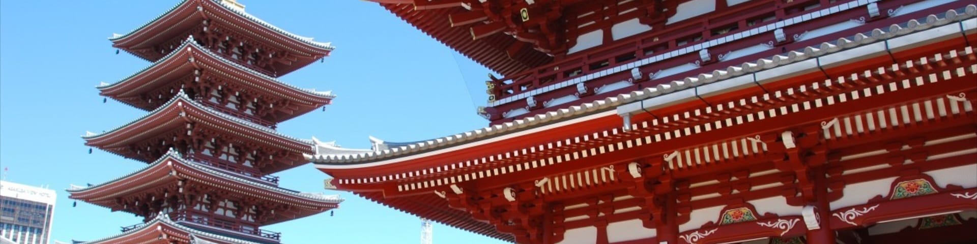Sensō-ji Temple which includes a temple or place of worship and religious aspects