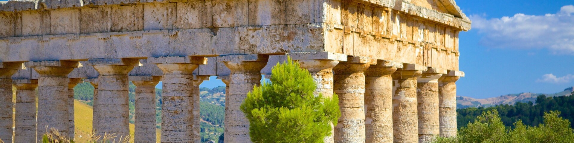 Greek Temple of Segesta showing heritage architecture, building ruins and heritage elements