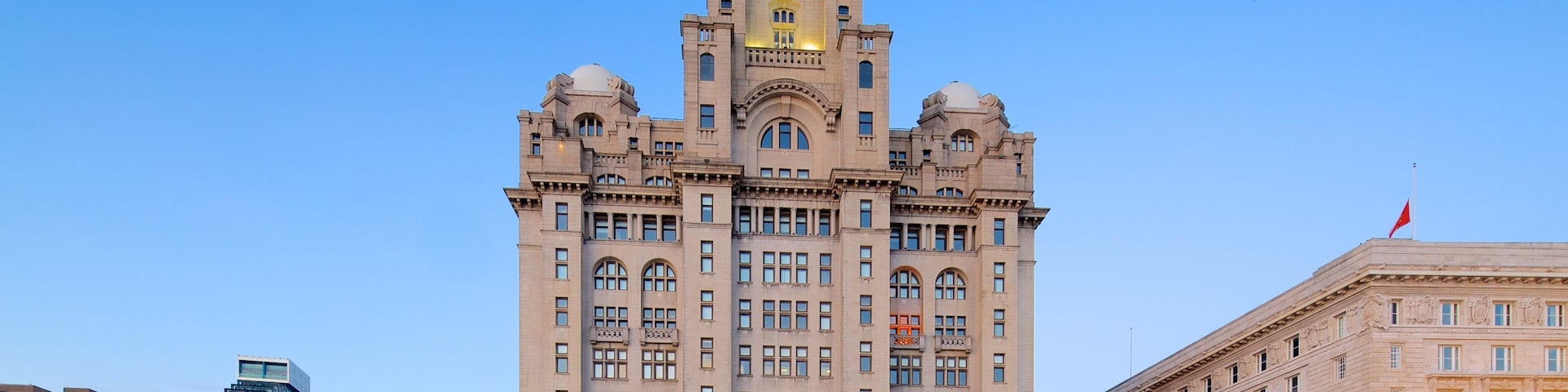 Royal Liver Building que inclui arquitetura de patrimônio