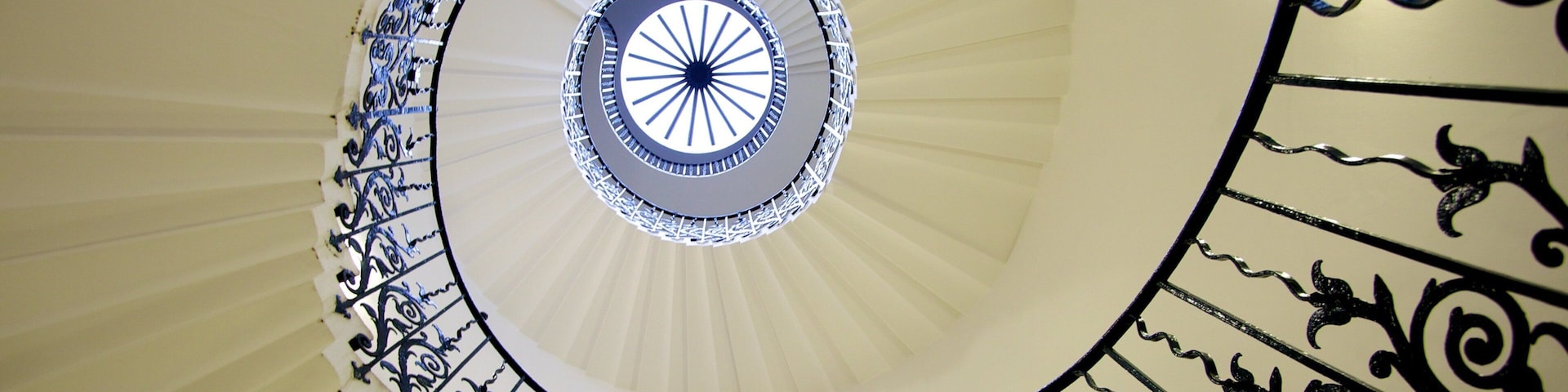 Queen\'s House showing an administrative buidling and interior views