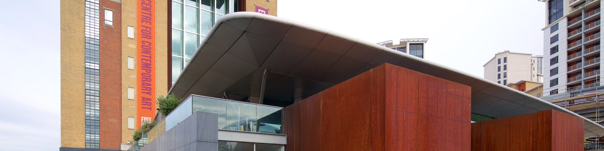 BALTIC Centre for Contemporary Art mostrando arquitetura moderna