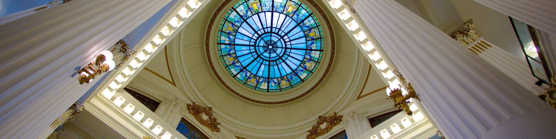 Taiwan showing interior views