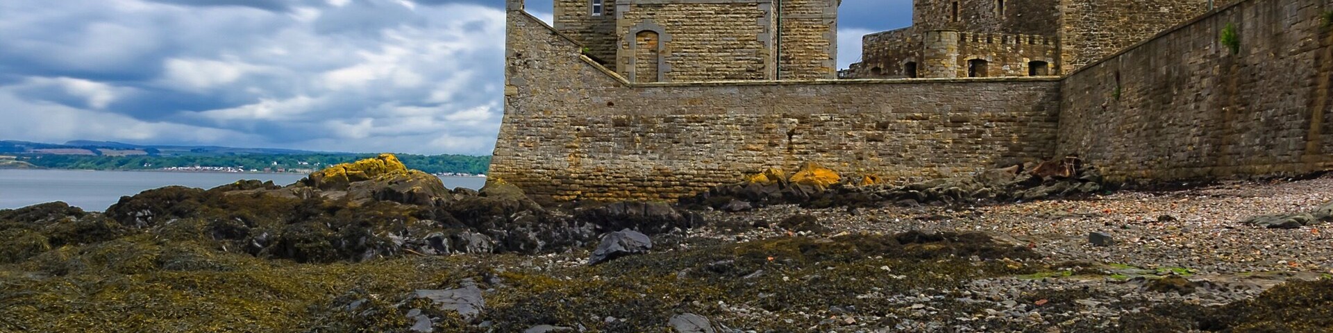 Nice spot for photography.... as long as the rain stays away !