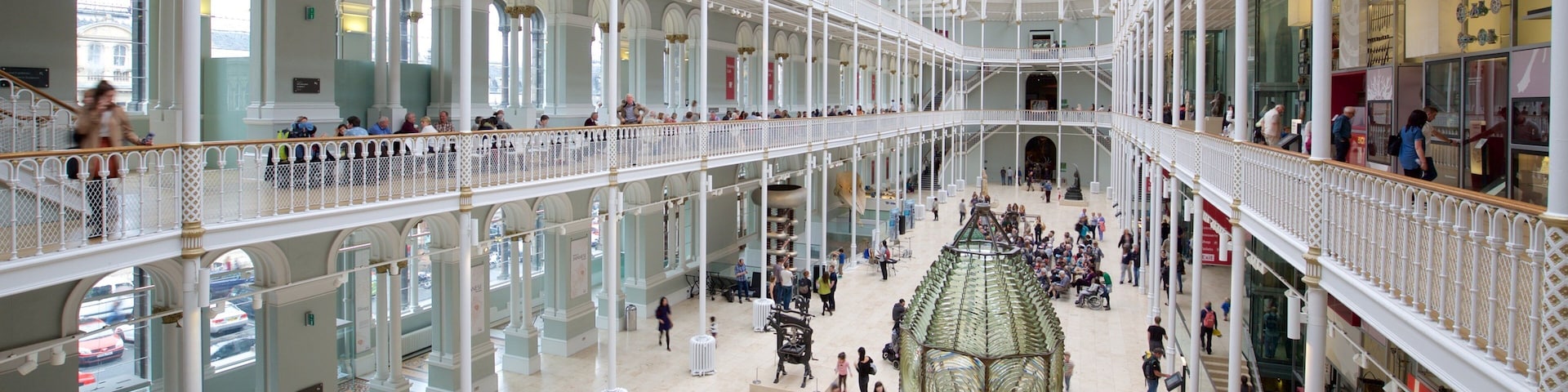 Museu Nacional da Escócia caracterizando vistas internas