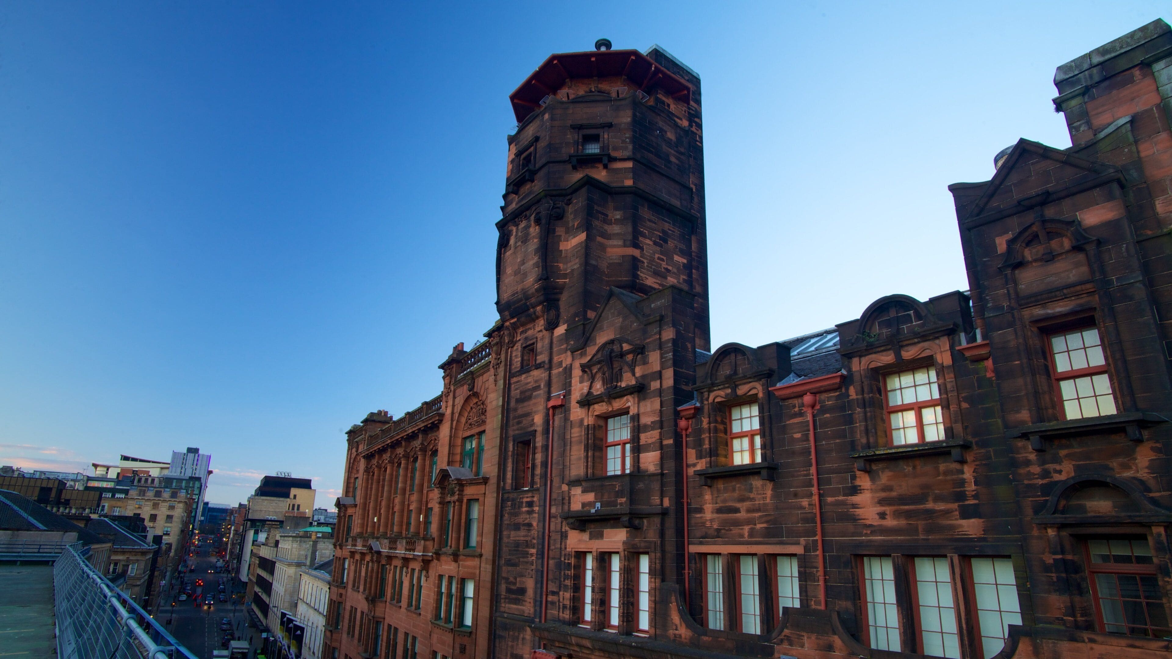 Glasgow featuring heritage architecture and a city