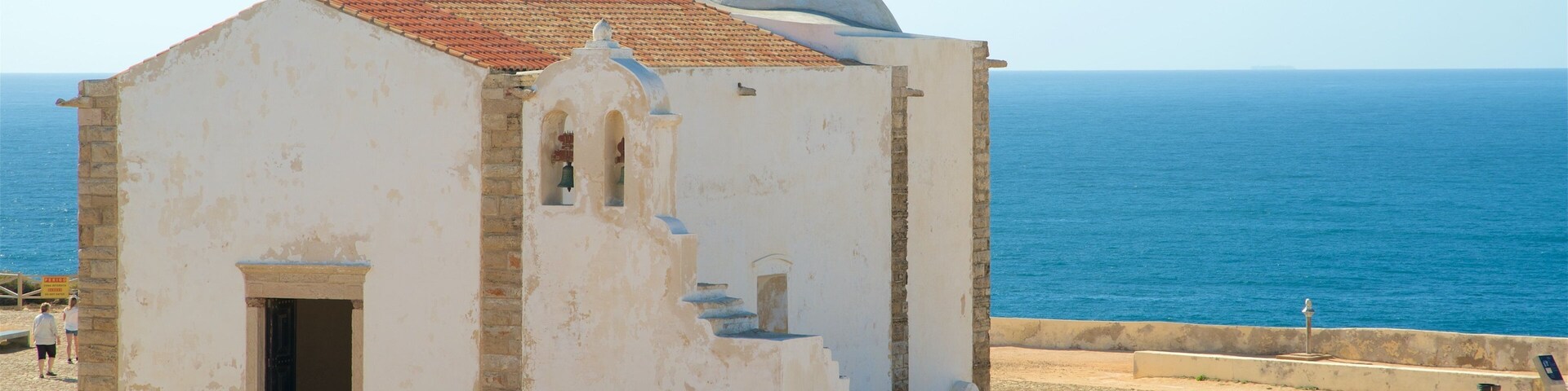Sagres Fortress which includes general coastal views and views