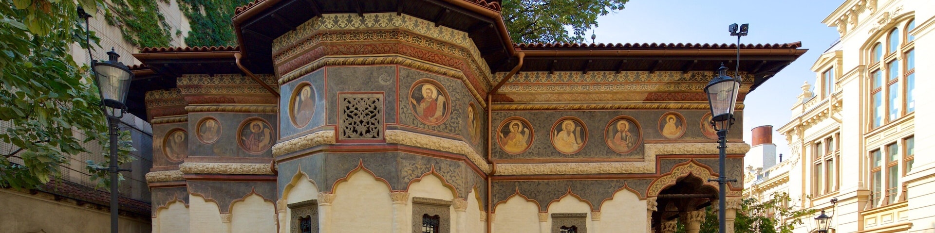 Igreja de Stavropoleos caracterizando arquitetura de patrimônio e uma igreja ou catedral
