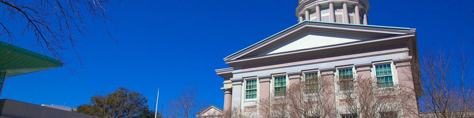 Norfolk - Virginia Beach featuring a memorial