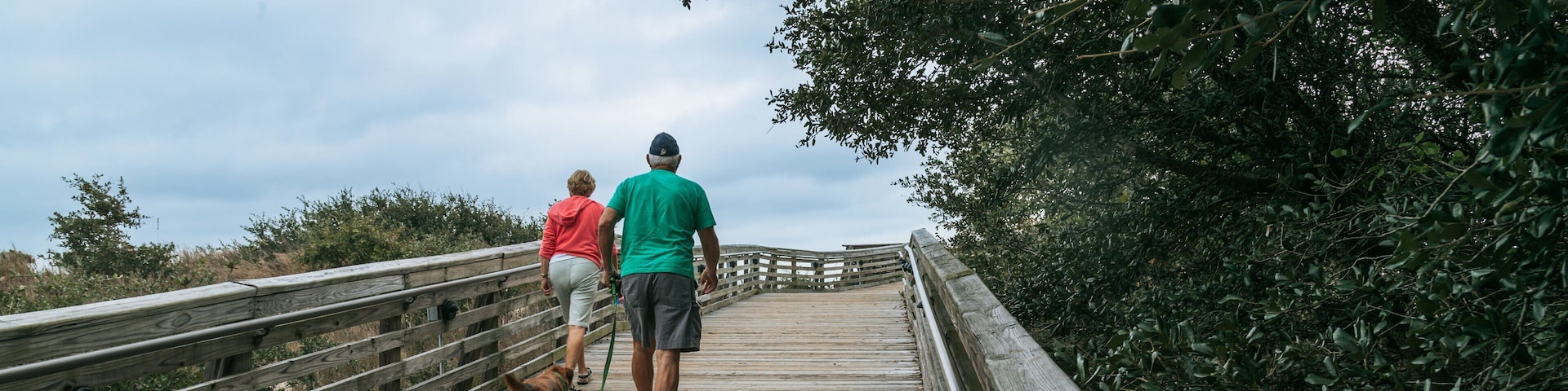 First Landing State Park featuring cuddly or friendly animals as well as a couple