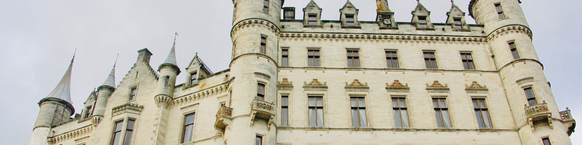 House of the Duke and Dutches of Sutherland. Awesome fully functional Castle now mostly a museum; a must see in northern Scotland. #matgothunts