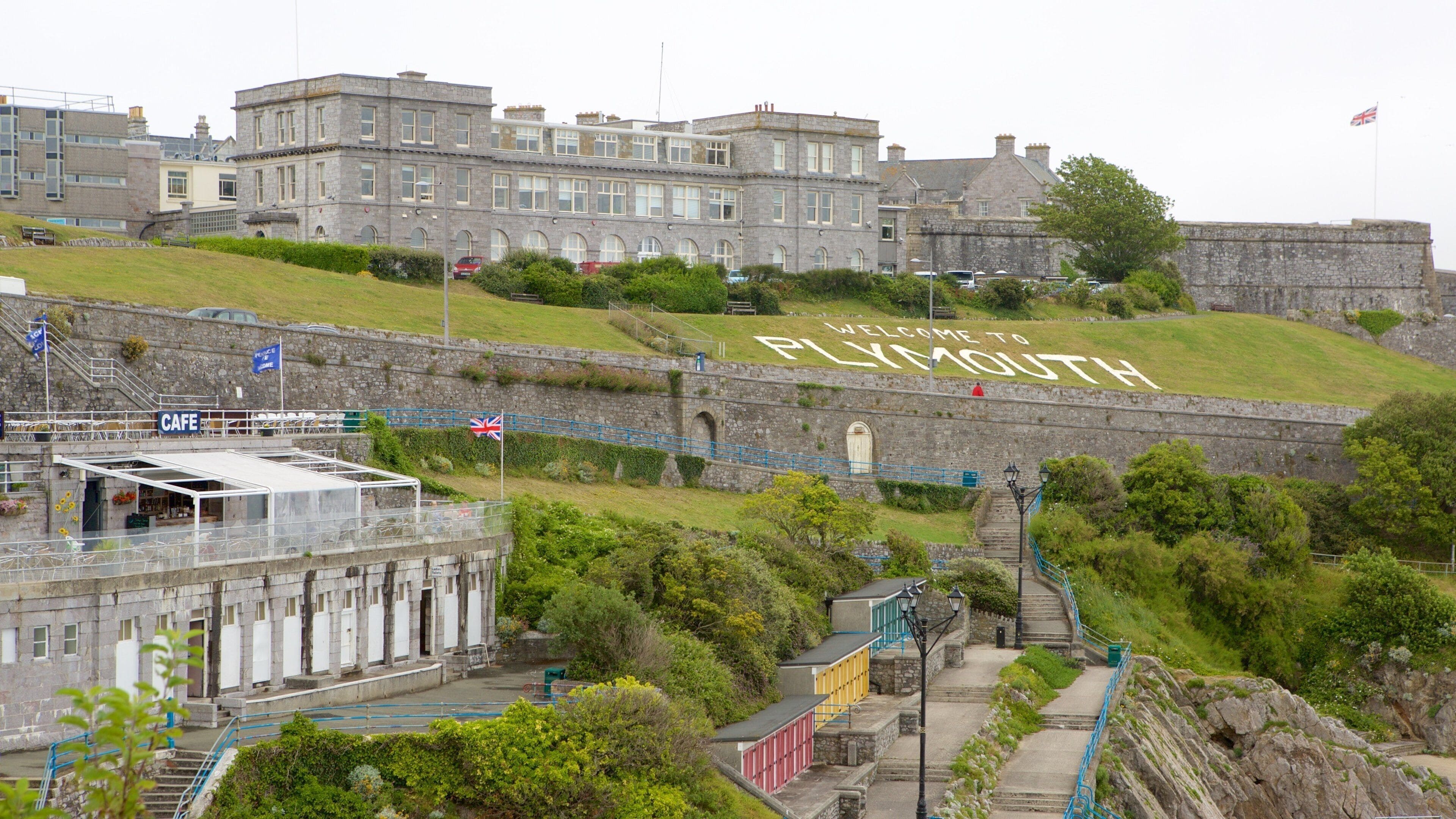 Royal Citadel caracterizando um castelo