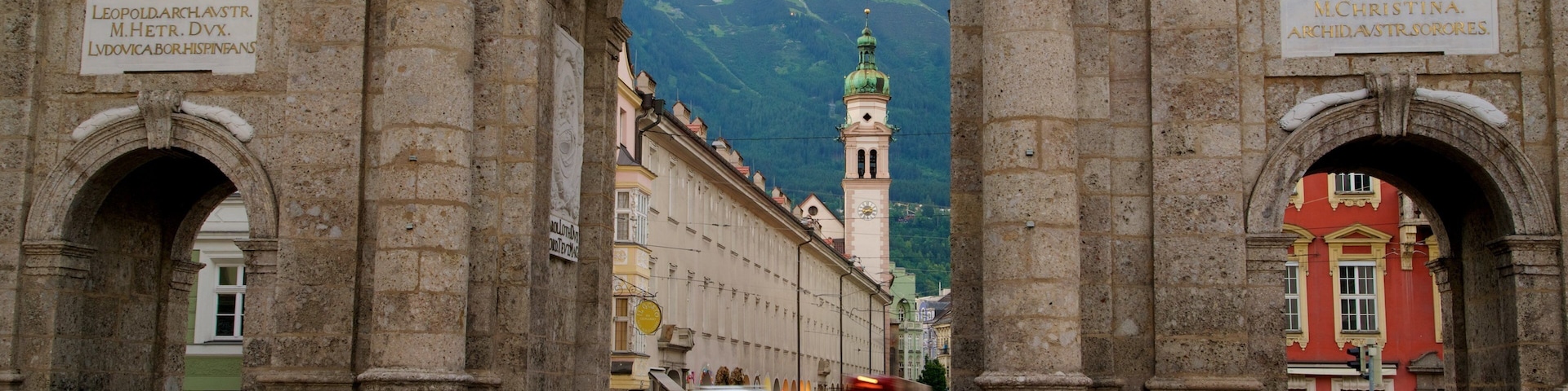 Triumphal Arch showing heritage elements
