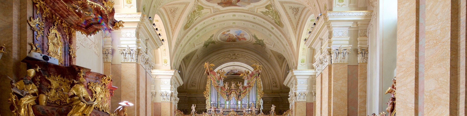 Tihany Abbey featuring heritage architecture, a church or cathedral and religious elements