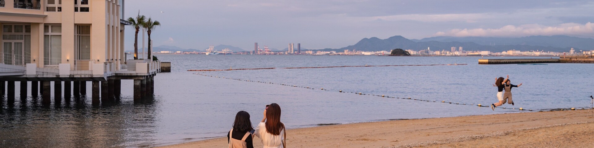 Momochi Beach