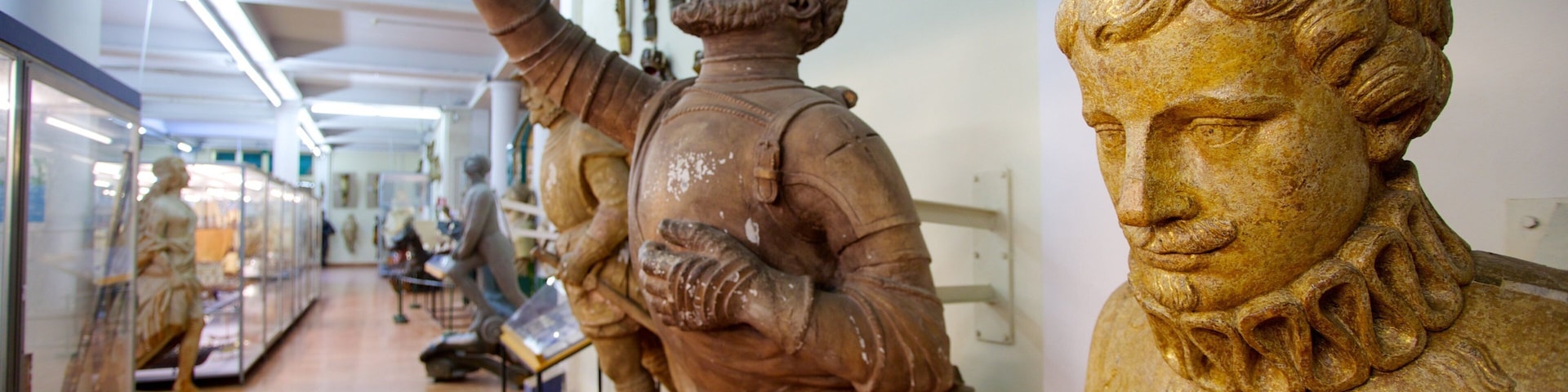 Museo Tecnico Navale showing interior views and a statue or sculpture