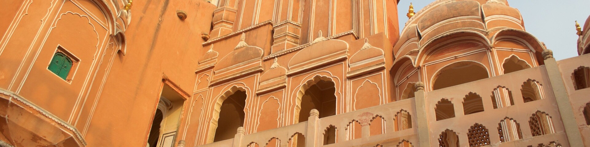 Hawa Mahal que inclui arquitetura de patrimônio