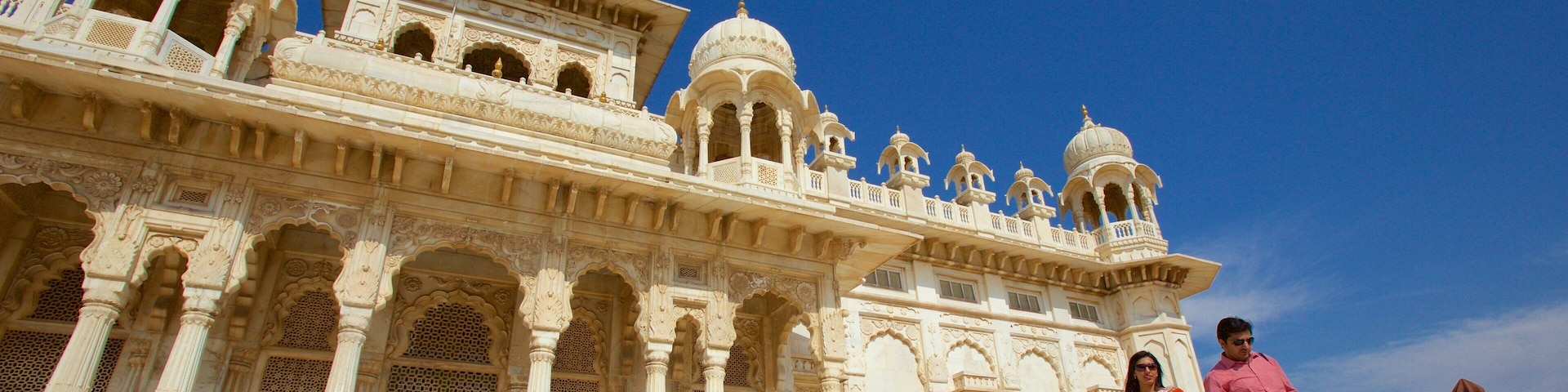 Jaswant Thada showing a temple or place of worship, heritage architecture and heritage elements