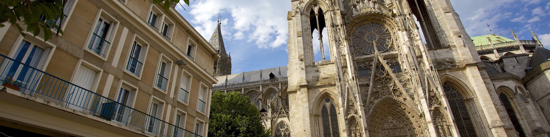 Rouen Cathedral showing a church or cathedral, heritage elements and heritage architecture