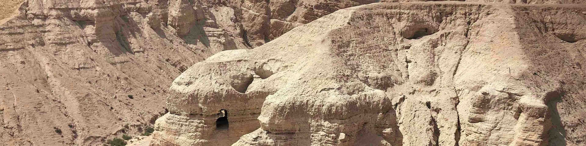 This is the place where the Dead Sea scrolls where discovered in Israel. A young Shepard throwing a stone at a goat heard it crash against pottery and discovered the scrolls in caves in the mountains.
The visit was rather disappointing: you can’t go to the caves and you are limited to see the ruins of some early Christian sect and a small museum. While learning about the sect was interesting, my imagination surrounding the Dead Sea scrolls had expected something else from Qumran.