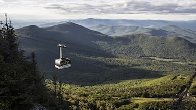 Um teleférico em Jay Peak.
