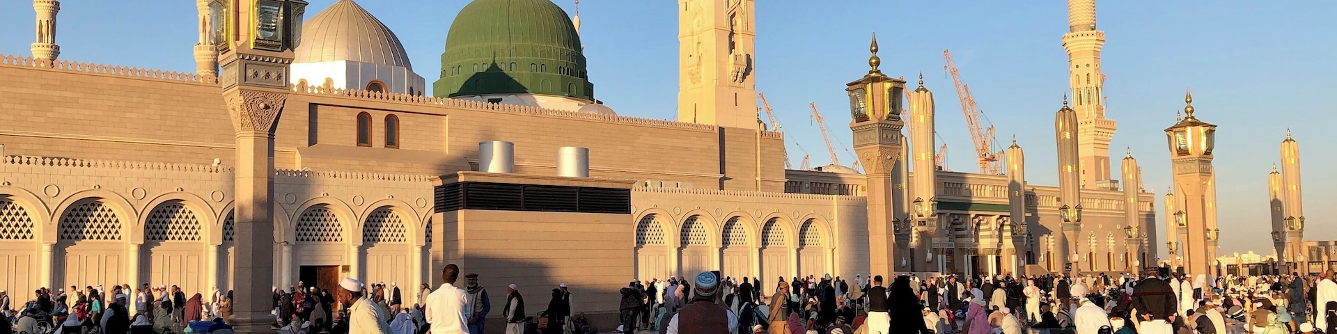 Masjid al Nabawi is one of three most sacred mosque for Moslems. Located in the city of Medina and was built by the prophet of Muhammad in the year of 622.
#History Photo Contest