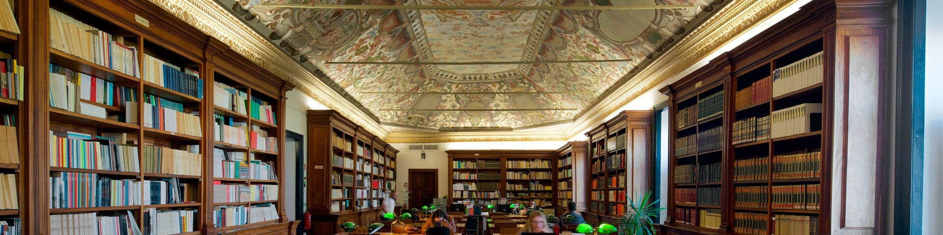 University of Évora featuring interior views