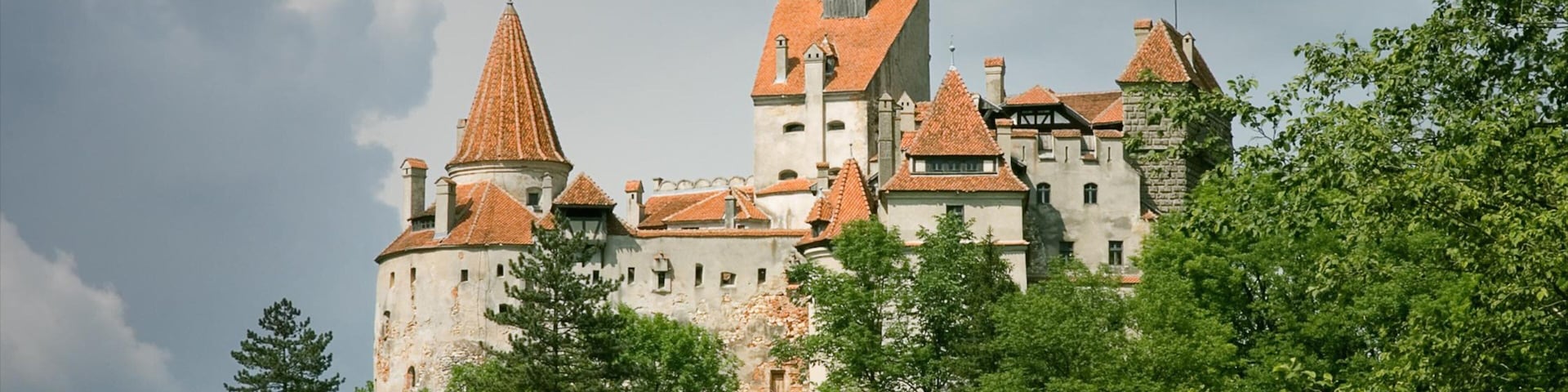 Romania which includes heritage architecture and a castle